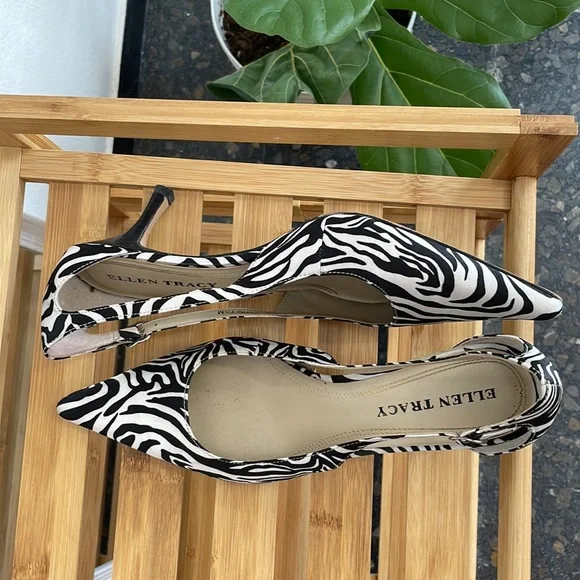 Ellen Tracy Kitten Heels
